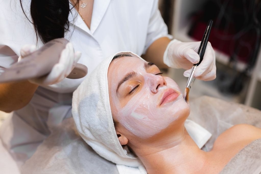 What Are Facials: Benefits, Types & Skin Care Treatments Explained
